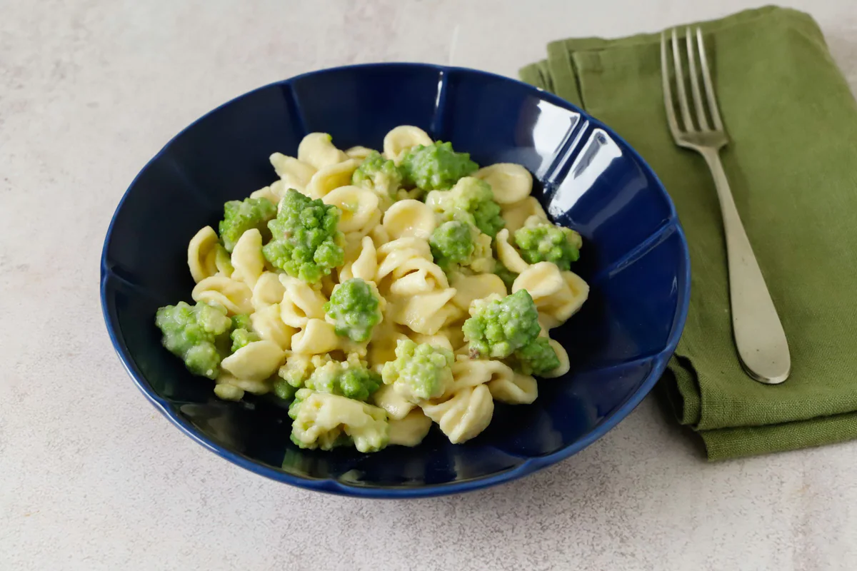 Orecchiette con broccolo romanesco | Conad